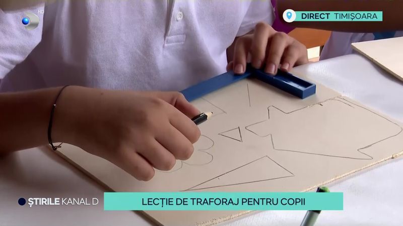 VIDEO Lecții de traforaj pentru copii! Cei mici au descoperit ...