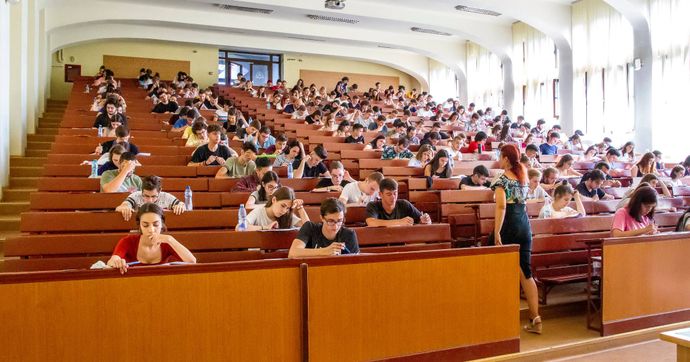 Cum se scrie un eseu motivațional pentru admiterea la ASE în 2024 ...