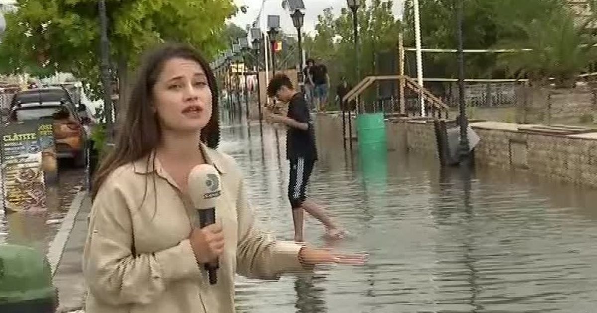 VIDEO Vreme extremă, ruperi de nori și trombe! Vijeliile urmează să ...