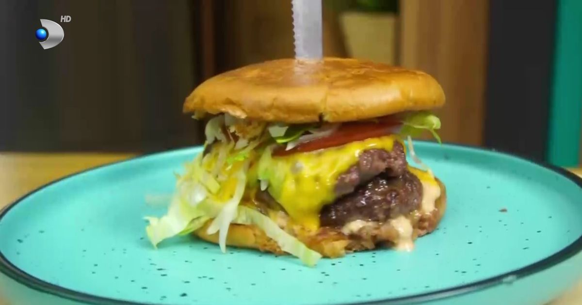 VIDEO Rețetă simplă și gustoasă de burger! De ce ingrediente aveți ...