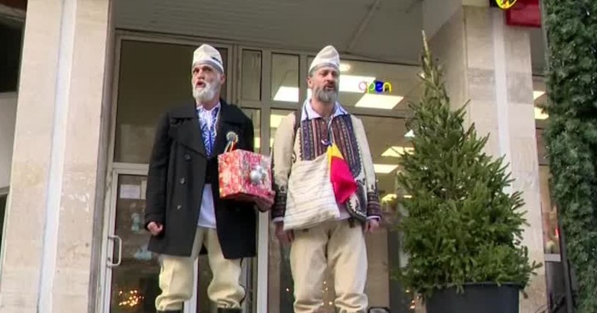 VIDEO Colindele se cântă, mai nou, doar cu autorizație. Ce reguli ...
