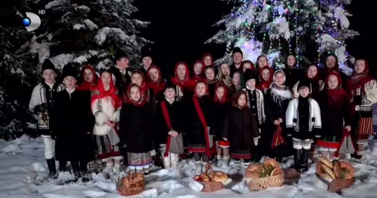 VIDEO Marius Dochița, colind din Bucovina - Stirile Kanal D