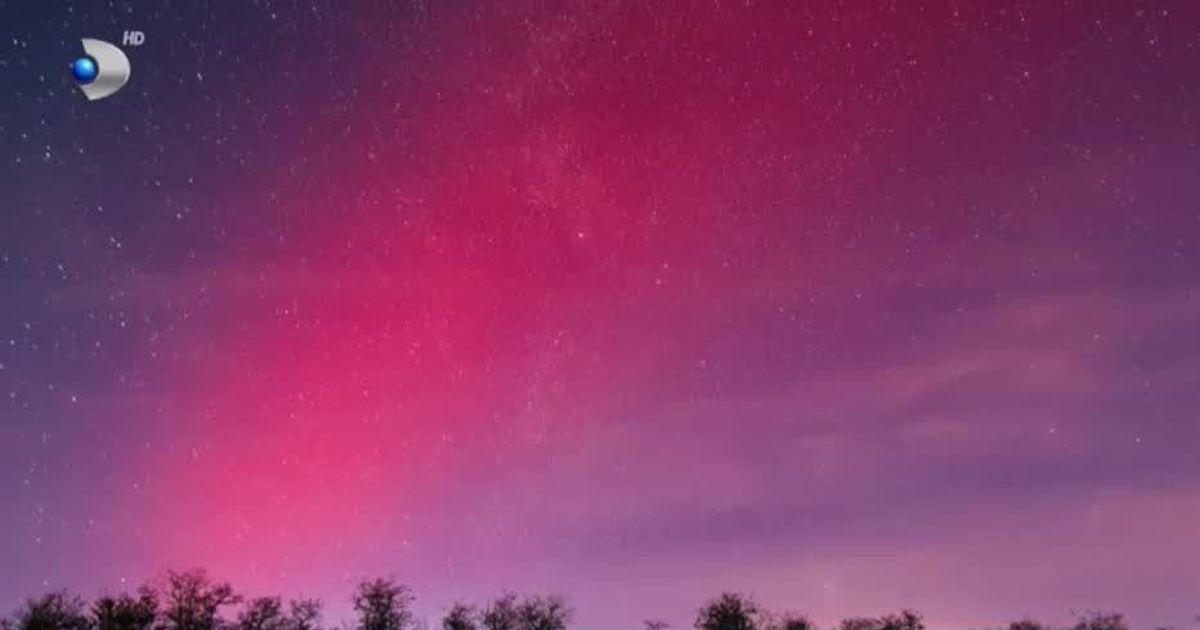 VIDEO Aurora boreală a colorat cerul României - Stirile Kanal D