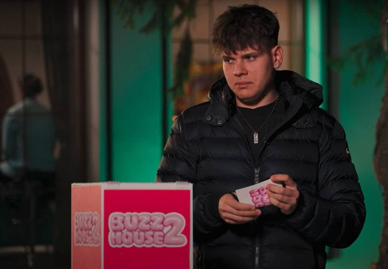 De ce își iau hate pe internet Tina Duceac și Davidenko, șoferul lui ...