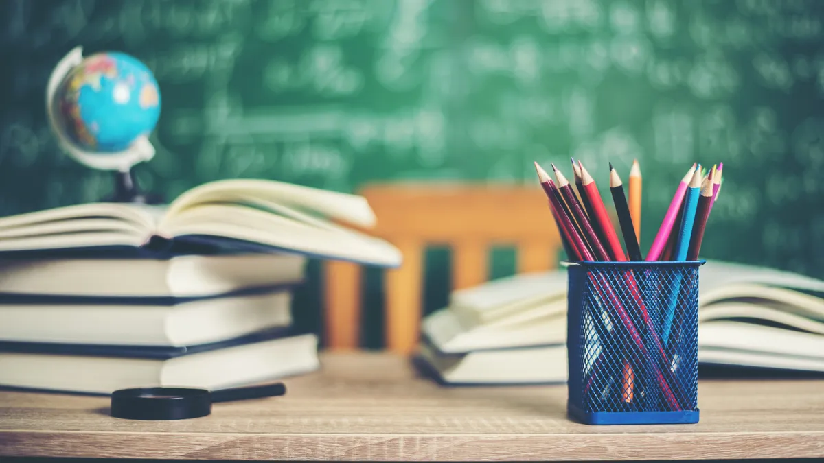 Simulare BAC 2025: Pe ce dată încep examenele? Au fost publicate ...