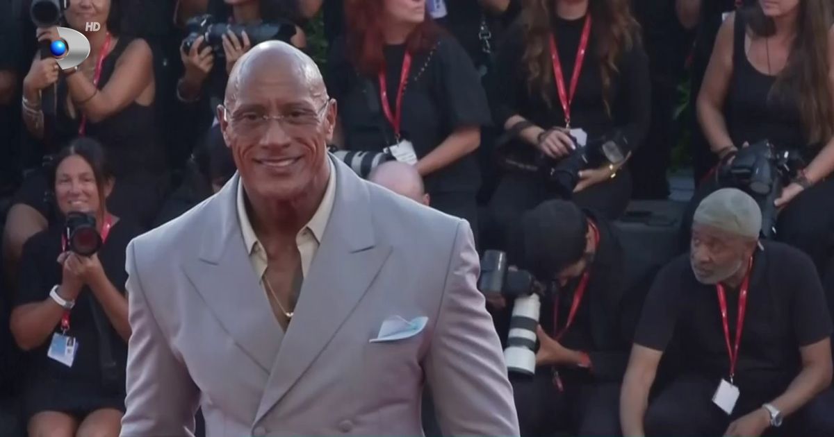 VIDEO The Rock, pentru prima dată la Festivalul de Film de la Veneția ...