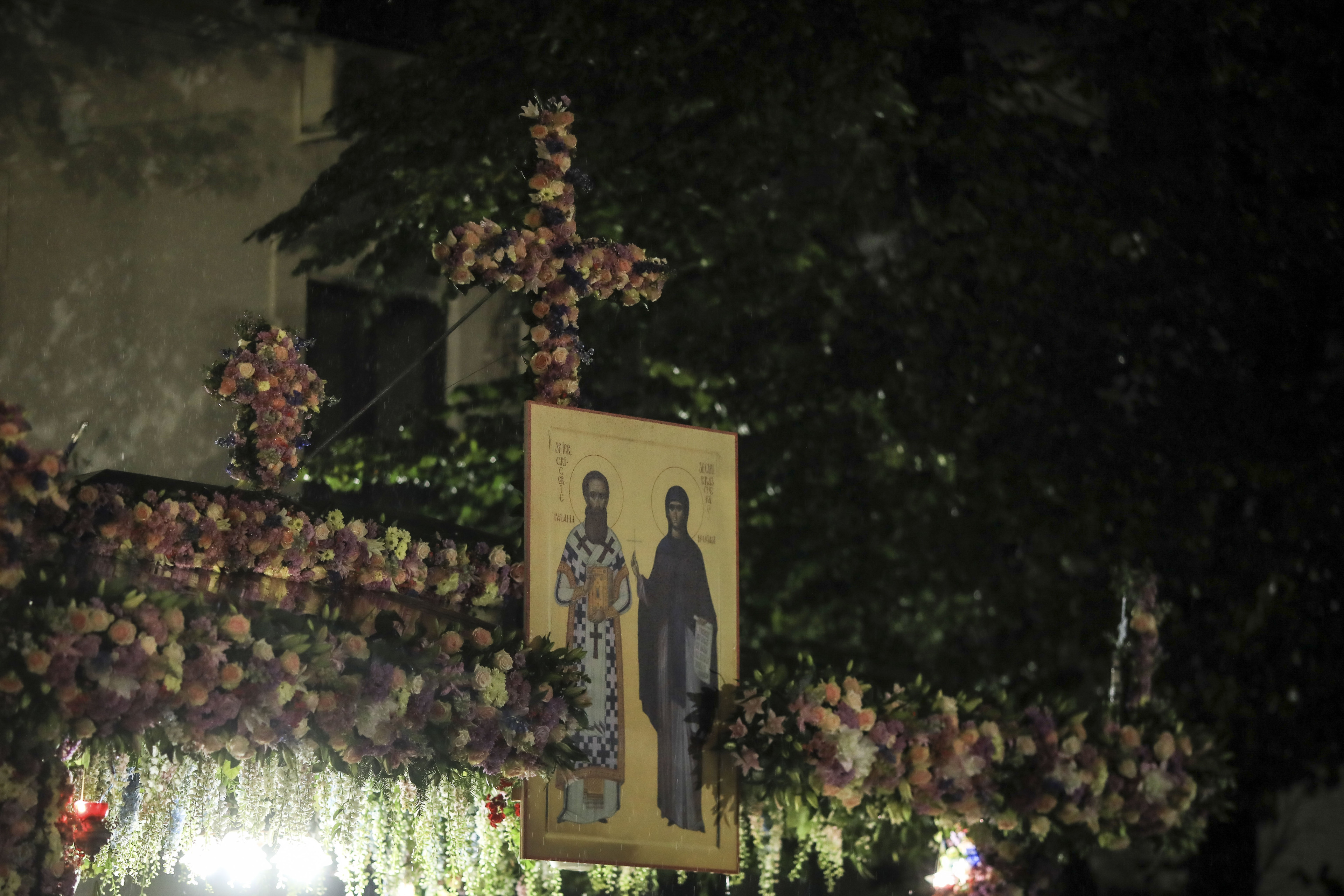 Tradiții de Sfânta Parascheva: Ce nu este bine să faci pe 14 octombrie? - Stirile Kanal D