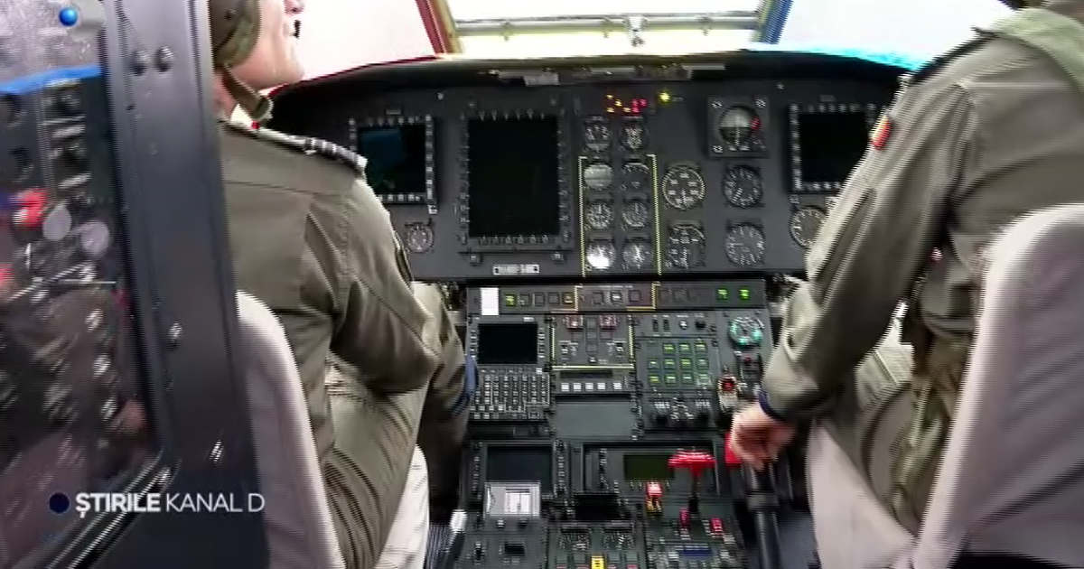 VIDEO La bordul unui elicopter IAR 330 Puma: Simbolul zborului românesc ...