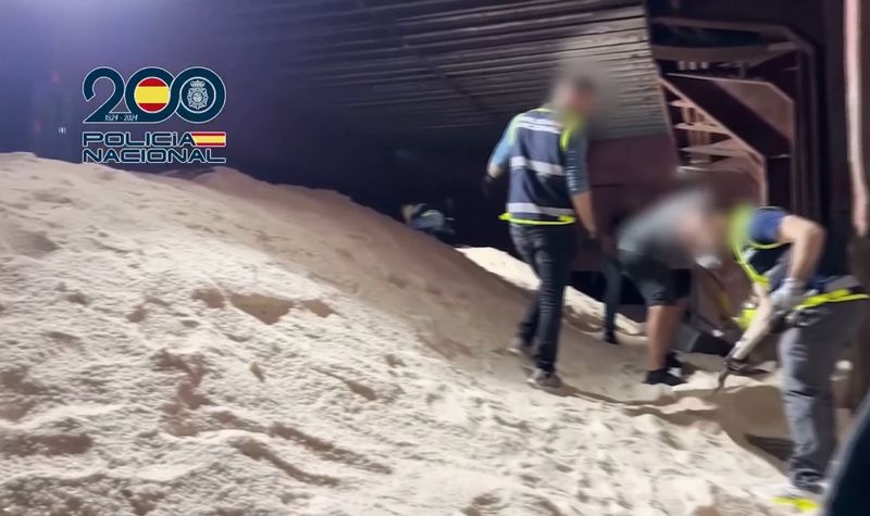 VIDEO Captură record în Insulele Canare: aproape 10 tone de cocaină ...