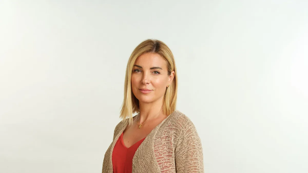 Cine este bărbatul care i-a furat inima celebrei Özge Özberk! Actrița ...