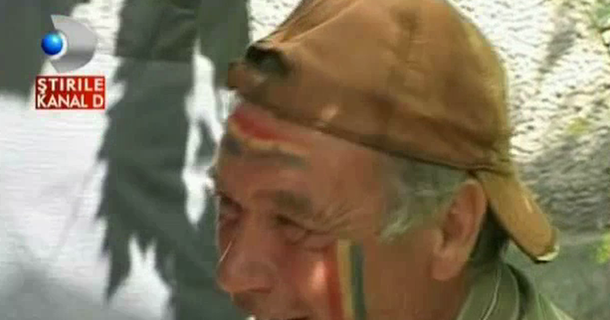 Oamenii de la tara s-au pregatit de Campionatul European! Uite-i ce ...