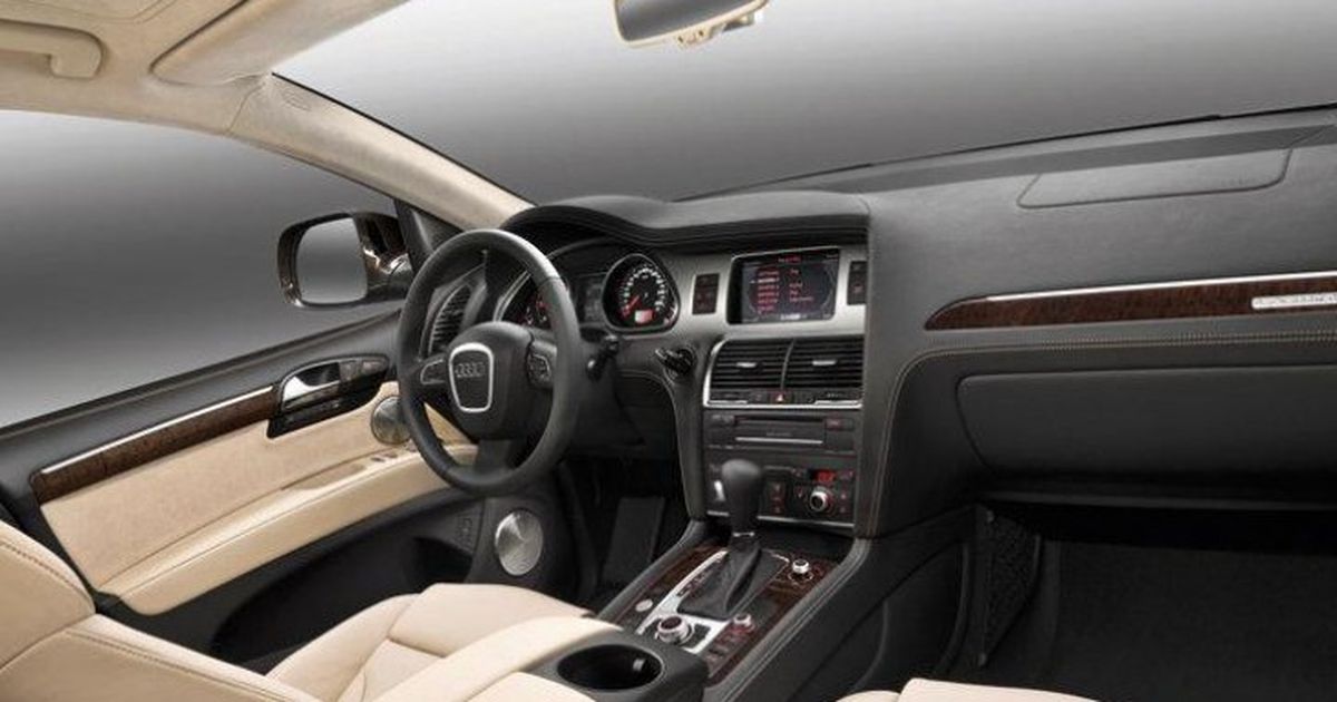 SRI se innoieste. Serviciul Roman de Informatii isi cumpara 100 de ...