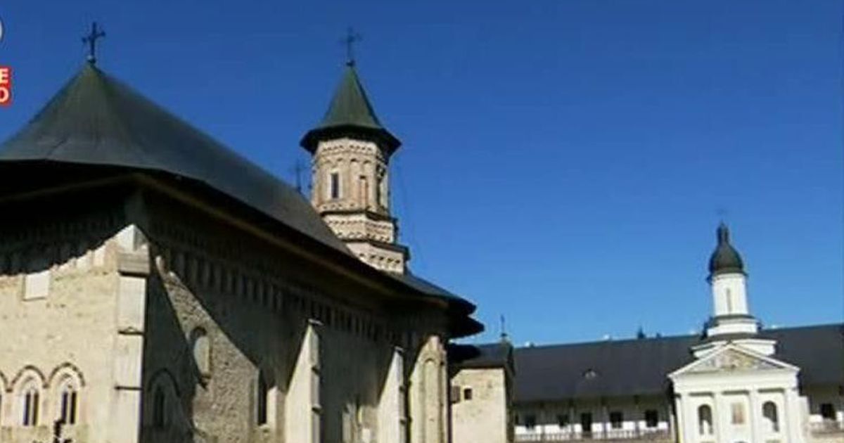 Manastirea Neamt, denumita si "Ierusalim al Ortodoxiei române", uimeste ...