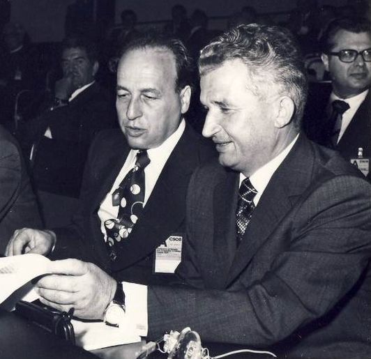 Baiatul Fostului Ministru De Externe Stefan Andrei A Lucrat In Diplomatie Calin A Fost Consul 