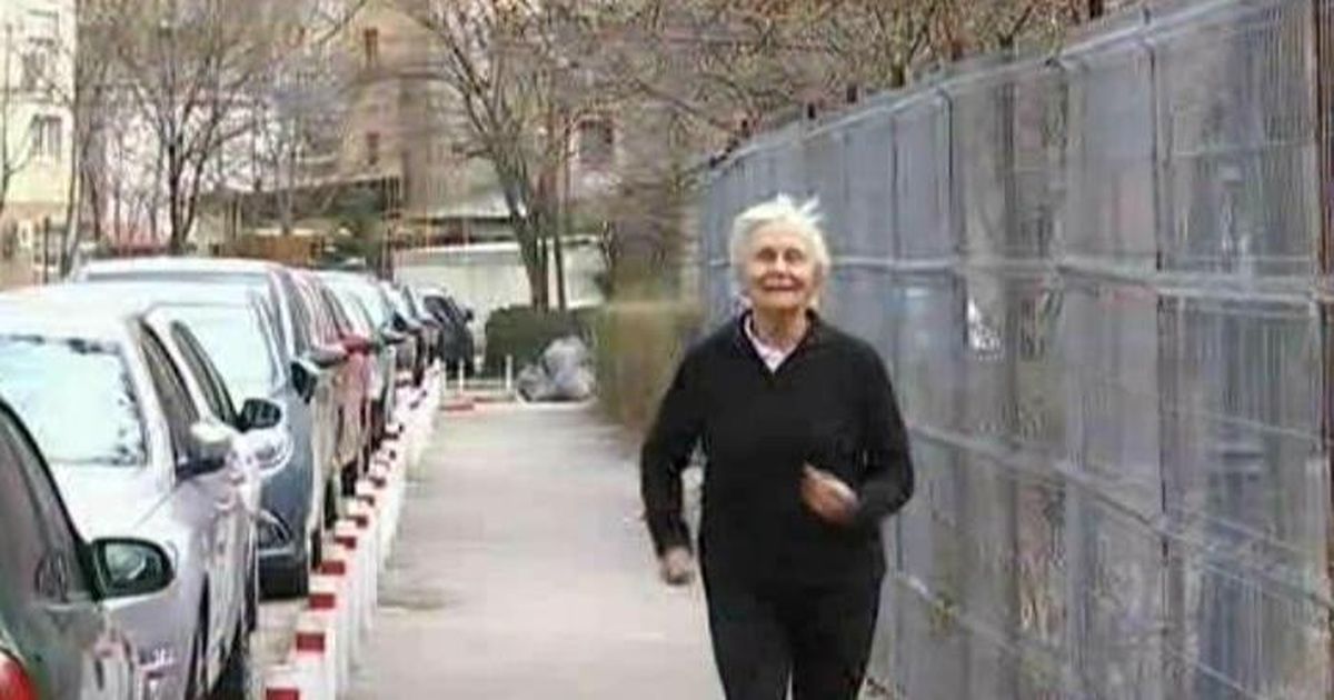 Povestea batranei de 90 de ani care participa la probe de mars. Este ...