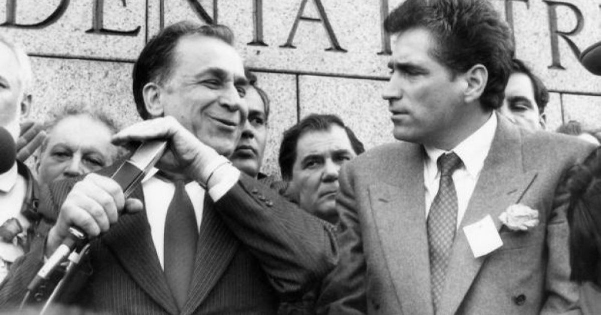 Ion Iliescu, Petre Roman, si fostul director SRI, Virgil Magureanu ...