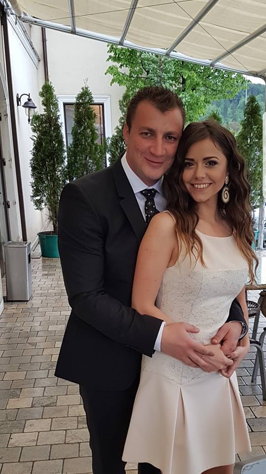 Marian Godina si-a cerut de sotie iubita acum cateva luni si au