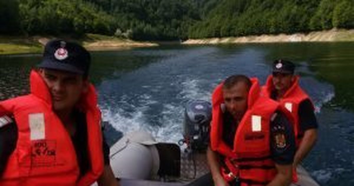 Barbat inecat in lacul de acumulare Cerna. Ce au descoperit scafandrii ...