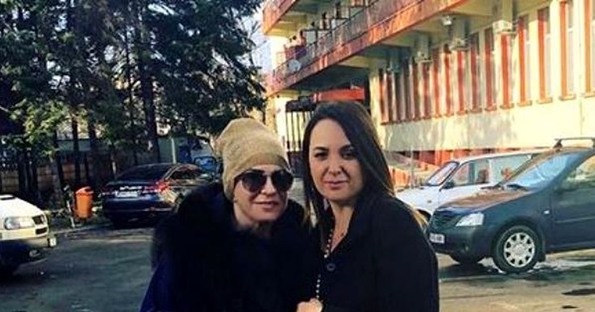 Anca, fiica cea mica a Ionelei Prodan, nu a fost alaturi de mama ei in ...