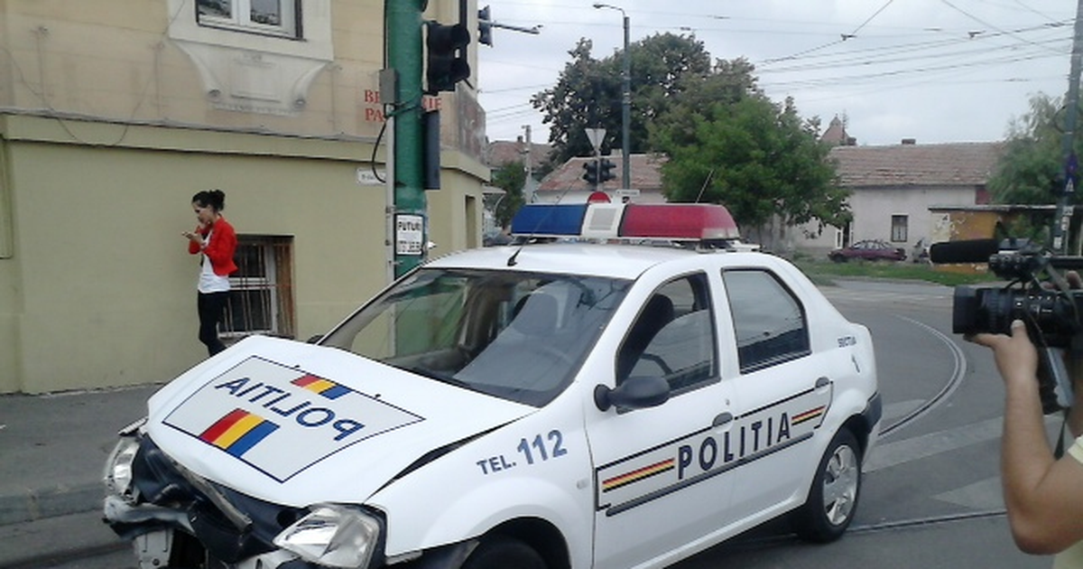 O fetita de patru ani din Pascani a fost lovita de catre o masina a ...