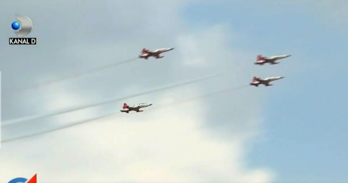 Spectacol aviatic pe cerul Capitalei! Pregatiri pentru cel mai mare ...