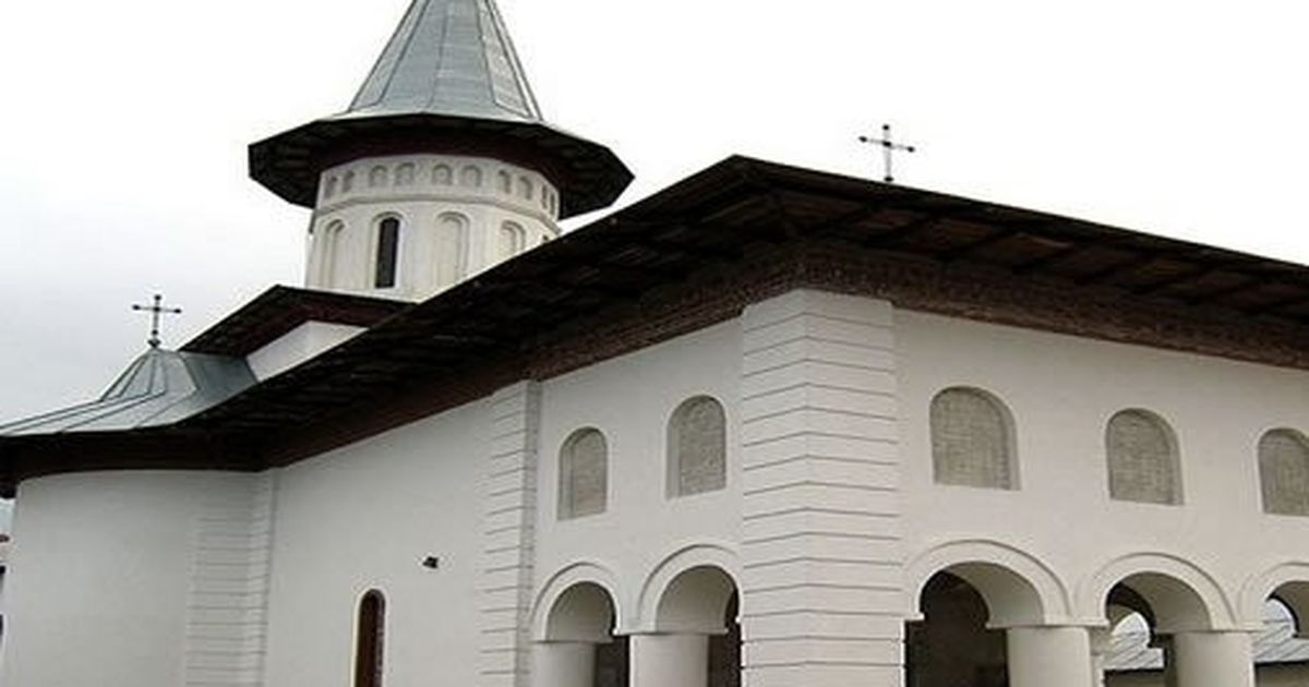 Comuna din România, unde se întâmplă miracole. O icoană făcătoare de ...