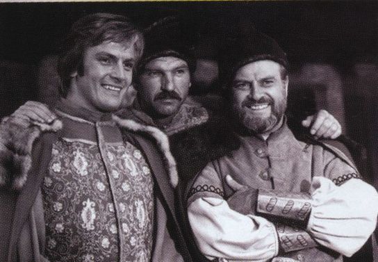 Actorul Septimiu Sever a fost insurat cu Miss Romania 1931 - Stirile ...