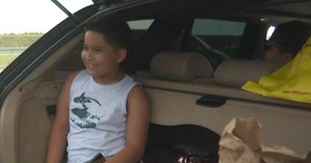 VIDEO | Copil dus la mare în portbagajul mașinii - Stirile Kanal D