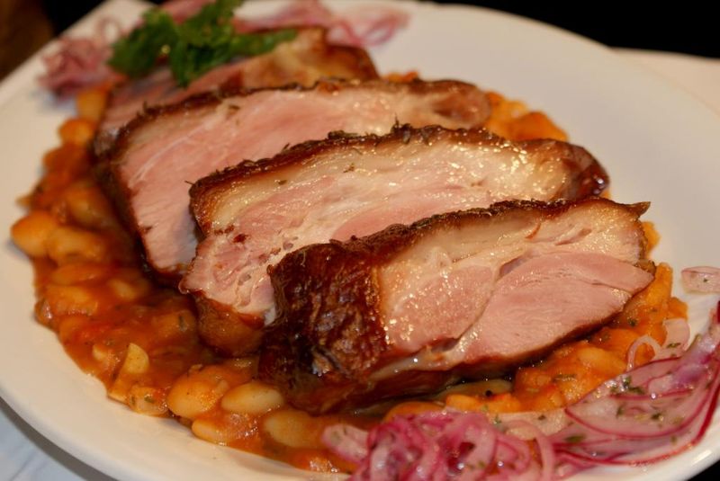 Fasole cu ciolan afumat. Rețeta ardelenească la ceaun - Stirile Kanal