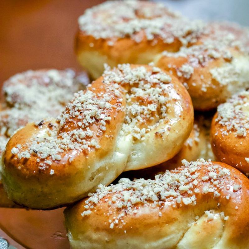 Tradiții Mucenici: forma cifrei 8 și cele 44 pahare. Sărbătoare - Stir