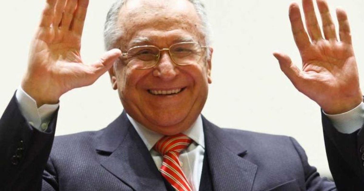 Ion Iliescu a fost pictat într-un tablou - Stirile Kanal D