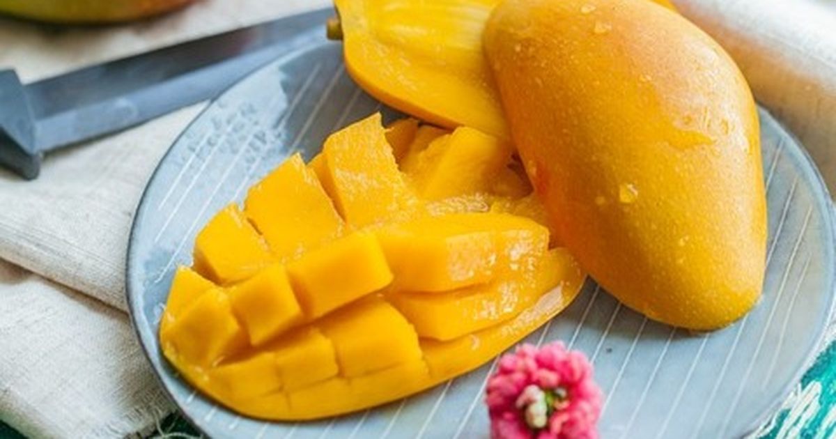 Cu ce se mănâncă MANGO. Este extrem de folosit în curele de slăbire ...