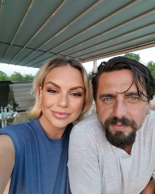 Cine este Eliza Natanticu, soția lui Cosmin Natanticu. "M-a cerut de ...