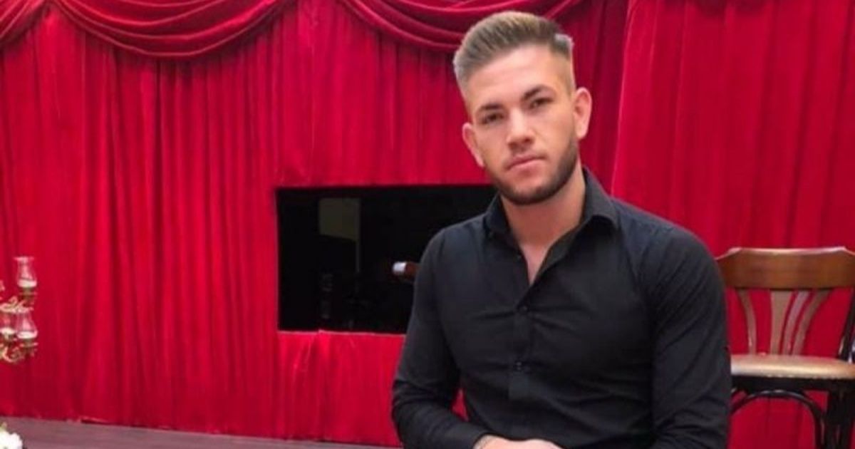 Codruț de la Puterea dragostei, surprins într-o cameră de hotel cu o ...