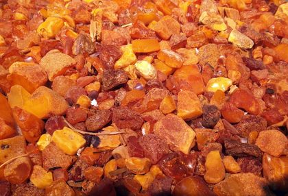 #Chihlimbarul. Semnificație și proprietăți ale acestei pietre prețioase ...