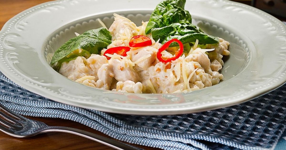 Pui cu smântână ca la bunica. Rețeta delicioasă care îți va trezi ...