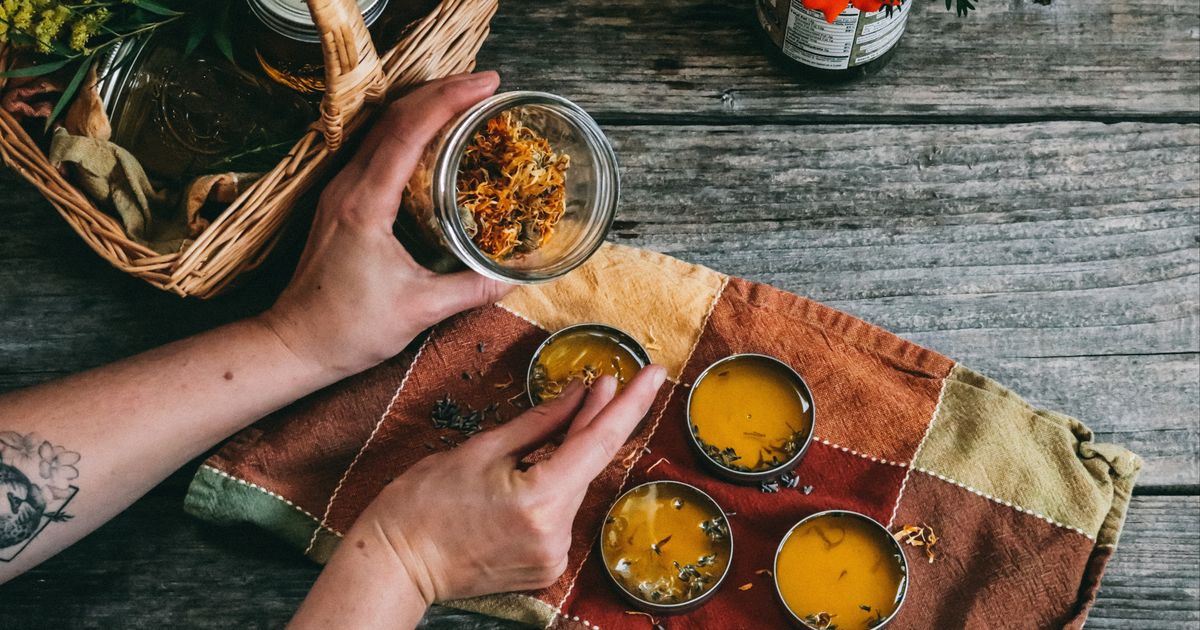 Leacuri bătrânești pentru durerea în piept. Secretele bunicii pentru ...