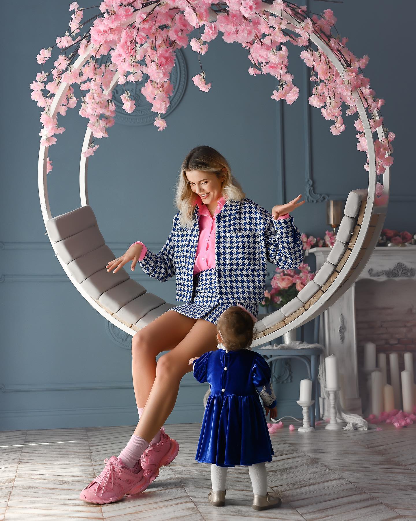 #DESCOPERĂ: Cine este Emily Burghelea. "Am intrat într-un nor negru ...