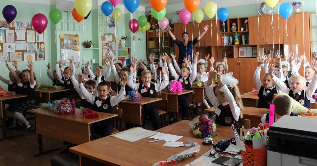 Cât costă florile pentru prima zi de școală - KFetele