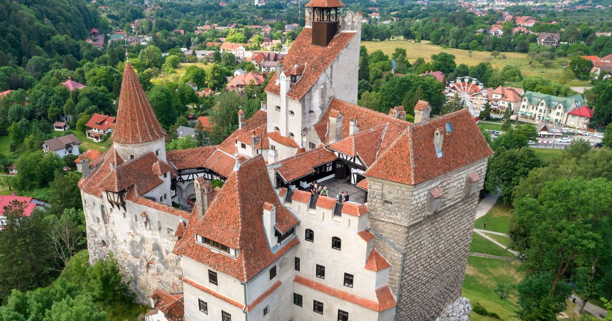 Ce sumă trebuie să plătești pentru a închiria Castelul Bran pentru o ...