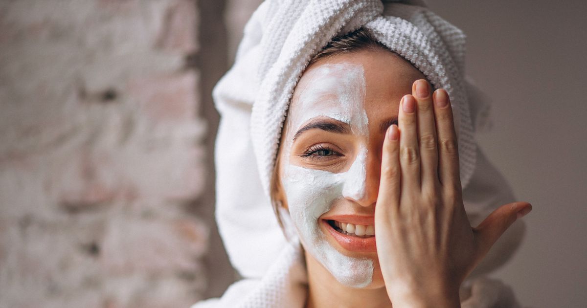 Rutina corectă de îngrijire a tenului. „Produsele cosmetice nu se aleg ...