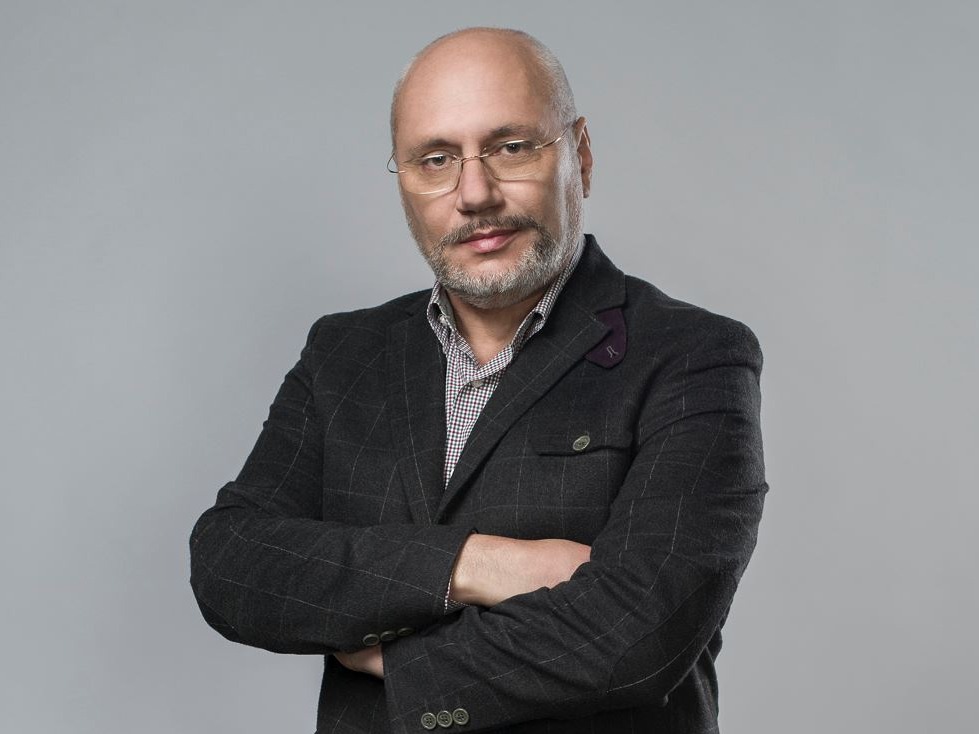 Cine este doctorul Cristian Andrei. „Eu, pe cele două soții, nu le-am ...