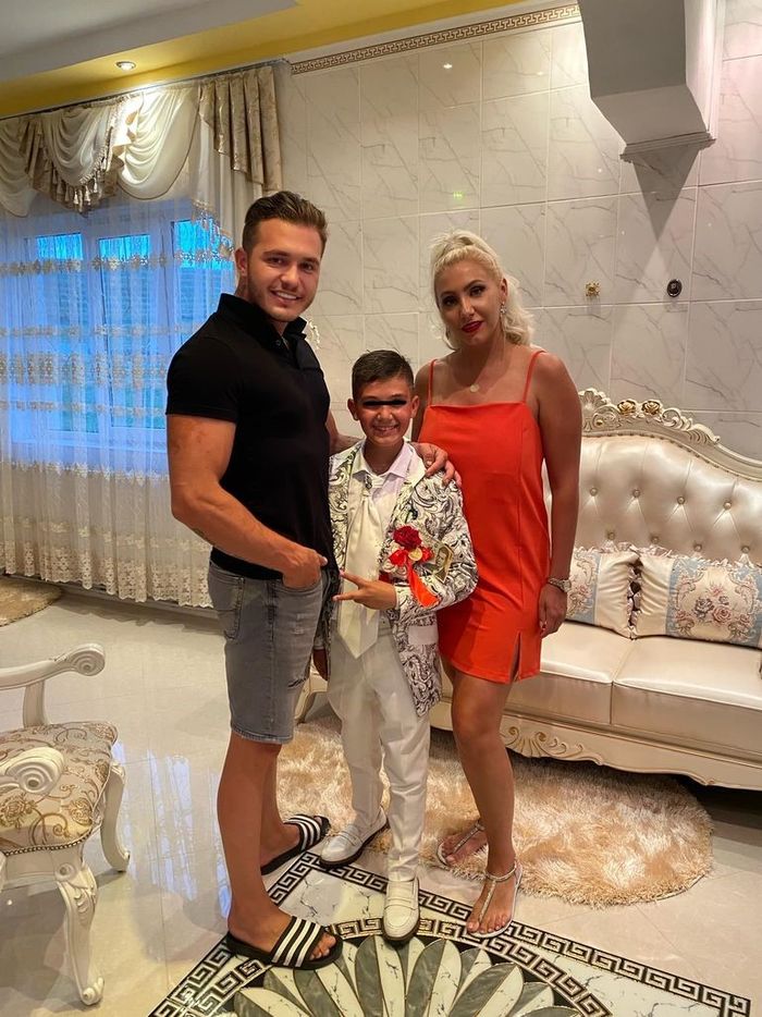 „Bărbații se maturizează mai greu.” Ce sfaturi le trimite Roxana Prințesa Ardealului femeilor ...