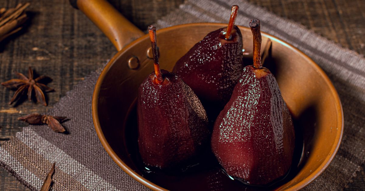 Pere caramelizate cu sos de ciocolată. O combinație perfectă între ...