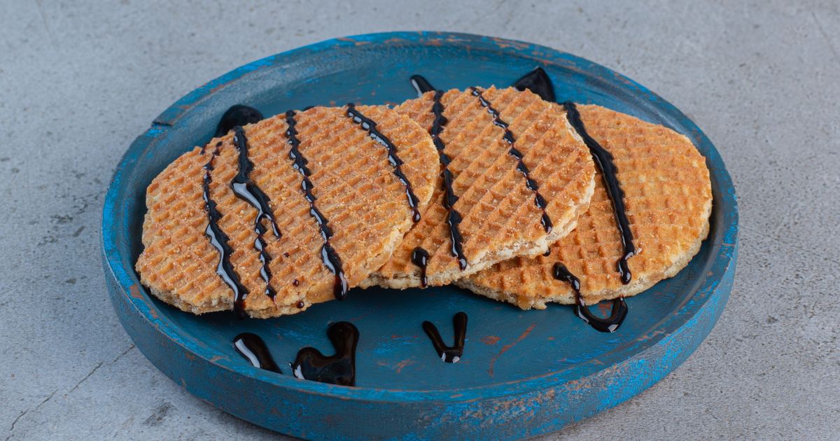 Vafe cu caramel și sos de ciocolată, un mic dejun care impresionează ...