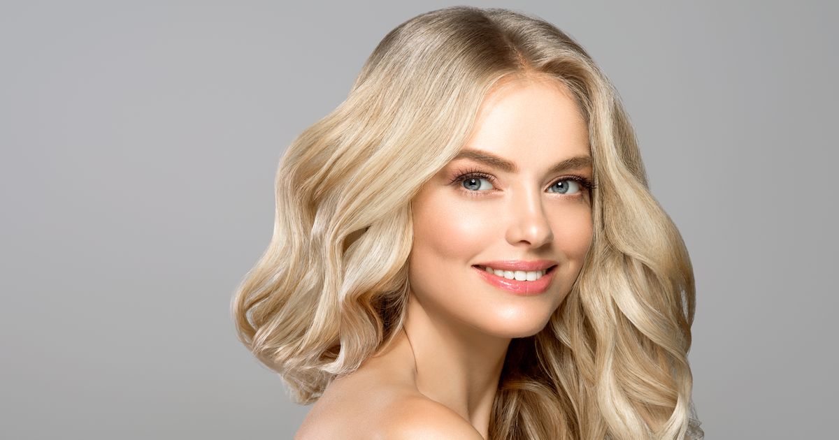 Cum se menține sănătos părul blond decolorat. Cele mai bune sfaturi ...