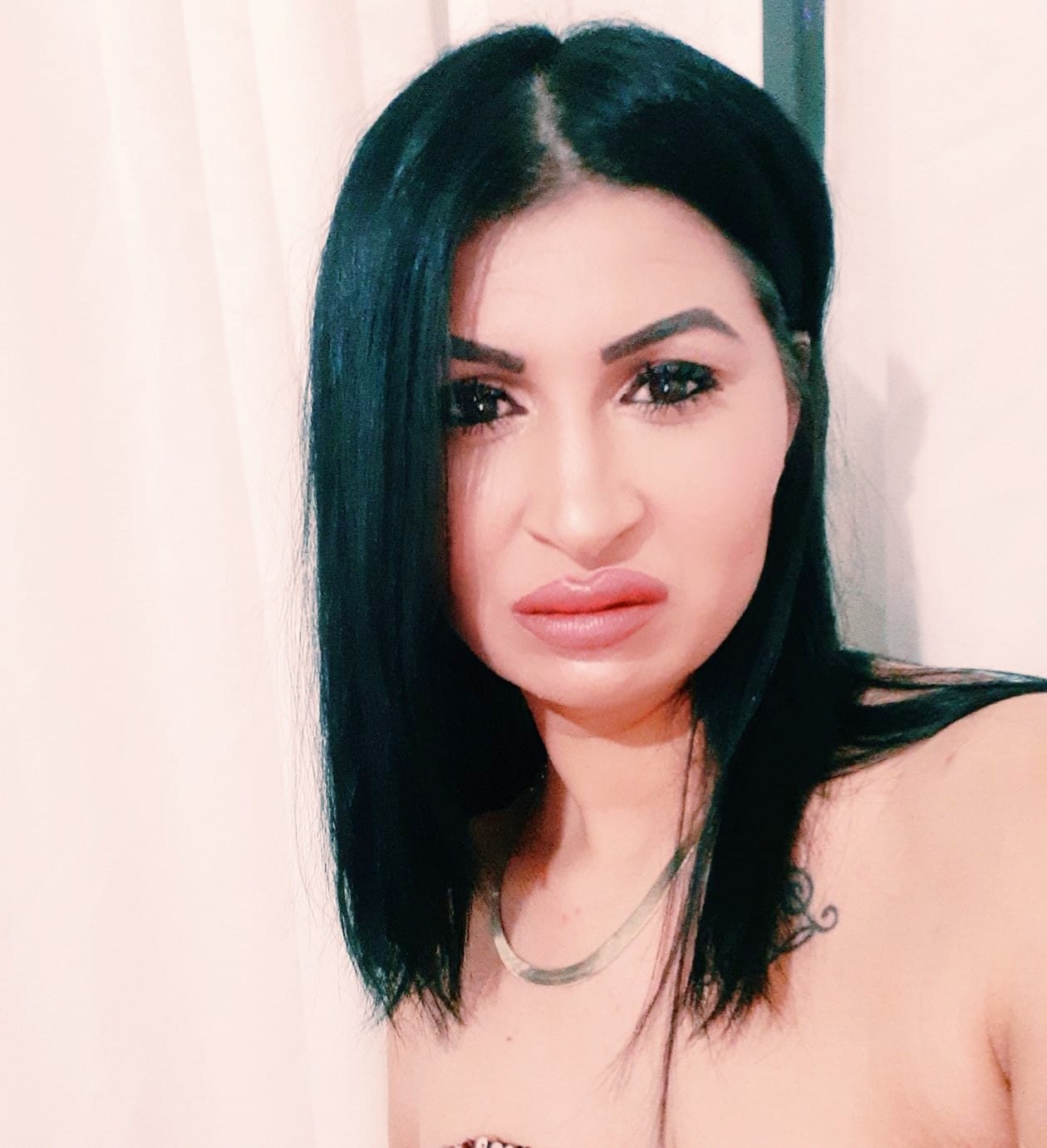 “Nu vreau să vină Viorica la nunta mea, îmi doresc să vină doar tata singur!” Ramona Manole se ...