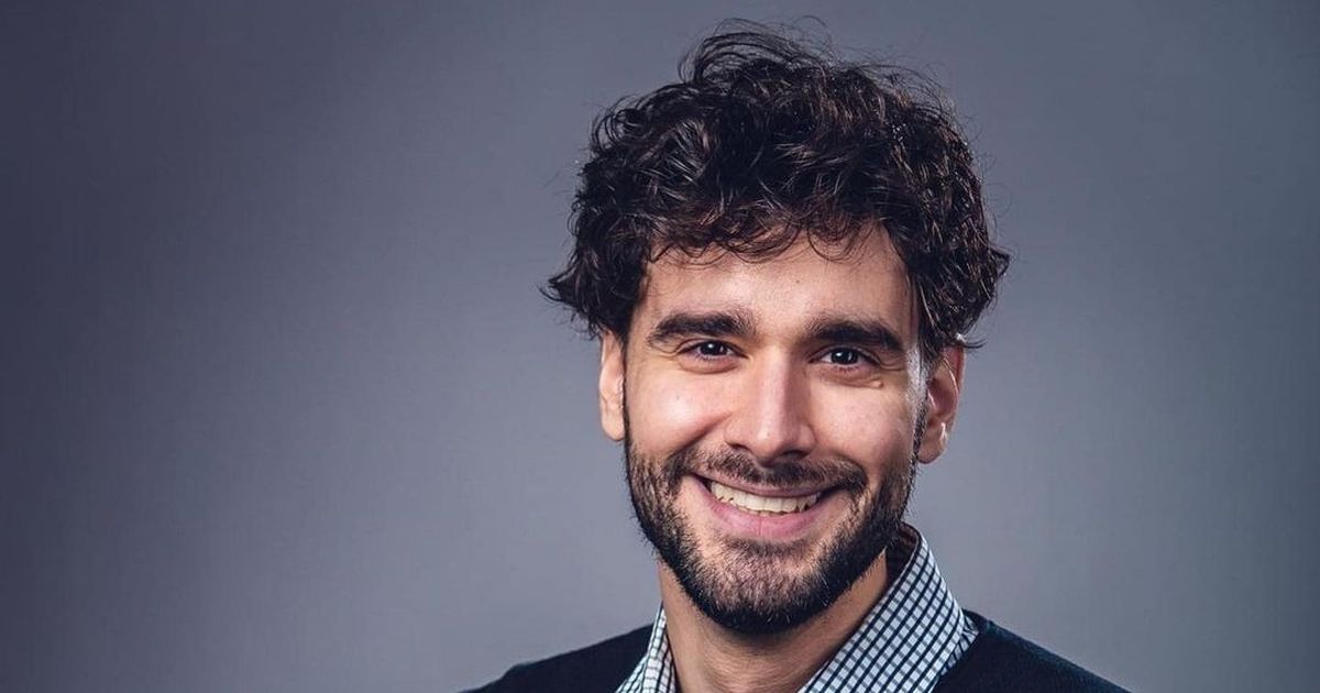 Cine este Andrei Ivan.„ În Actorie e destul de greu, dar e cea mai ...