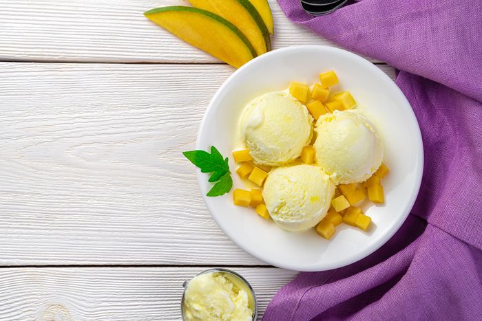 Înghețată de mango. Un gust fresh, pentru o zi toridă de vară! - KFetele