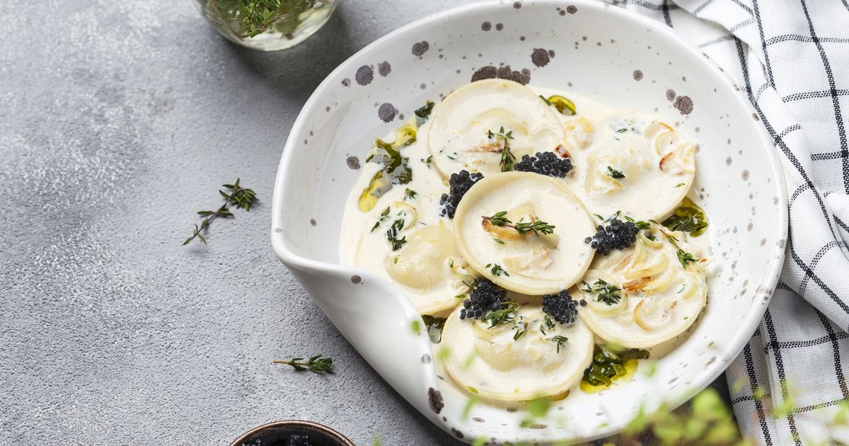 Ravioli cu sos alb și ciuperci. Un preparat mai gustos ca niciodată ...